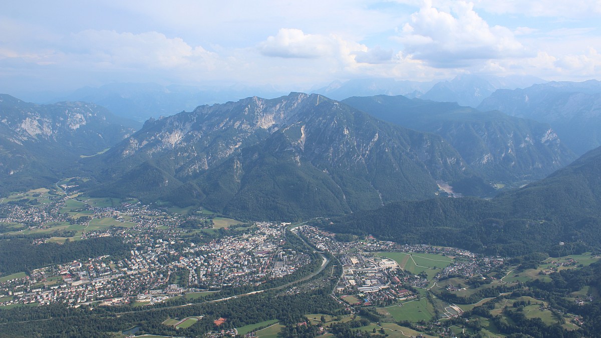 Reichenhaller Haus am Hochstaufen - Blick über Bad Reichenhall nach ...