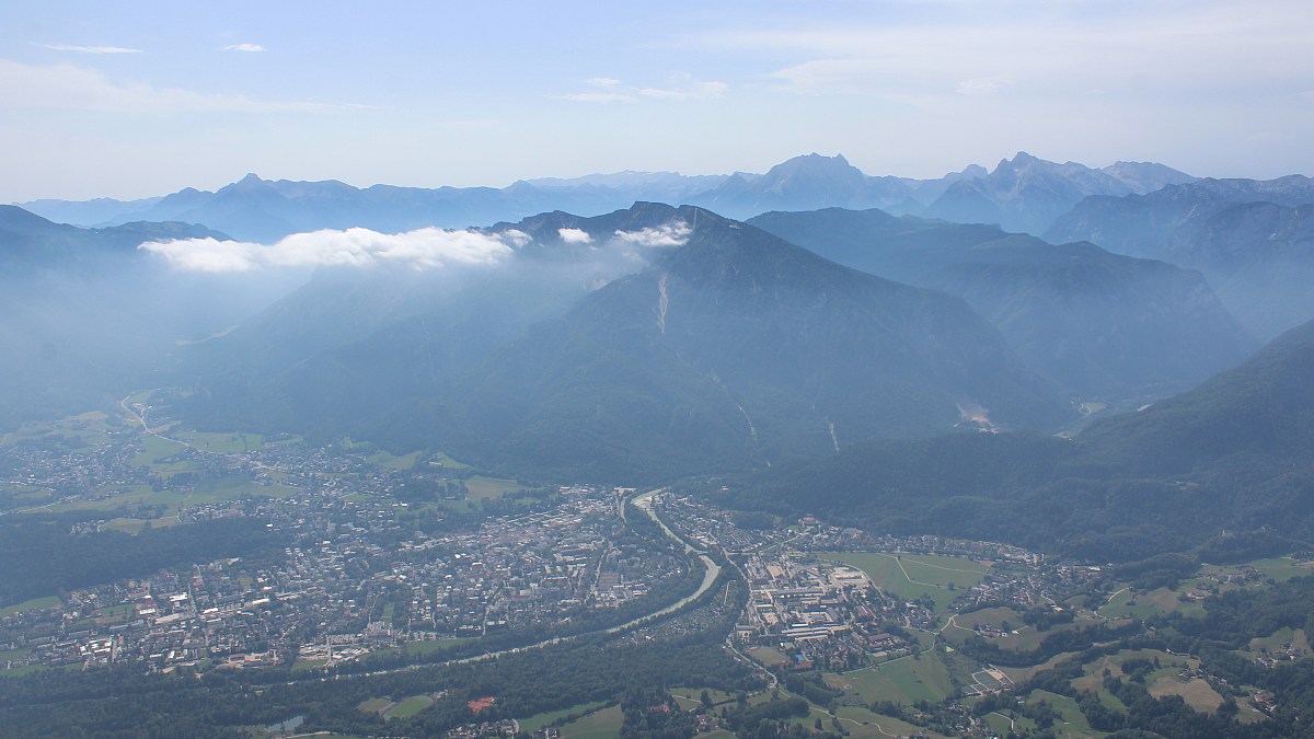 Reichenhaller Haus am Hochstaufen - Blick über Bad Reichenhall nach ...