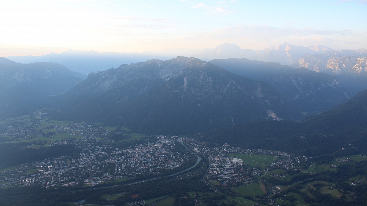 Reichenhaller Haus am Hochstaufen - Blick über Bad Reichenhall nach ...