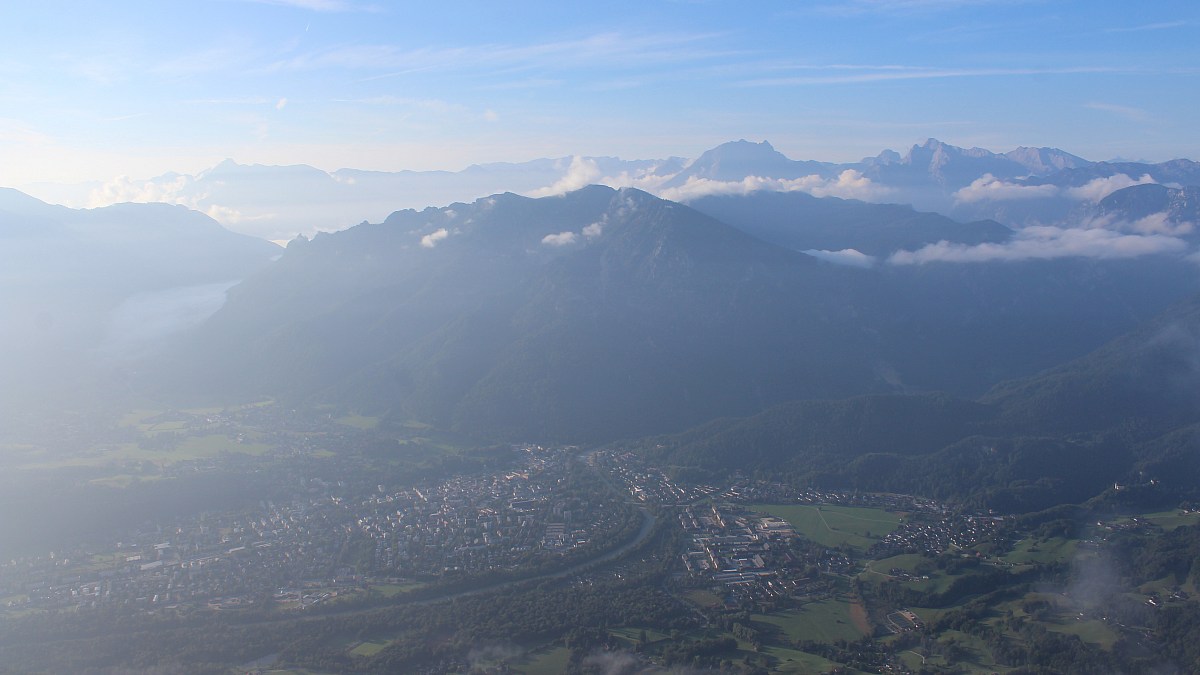 Reichenhaller Haus am Hochstaufen - Blick über Bad Reichenhall nach ...