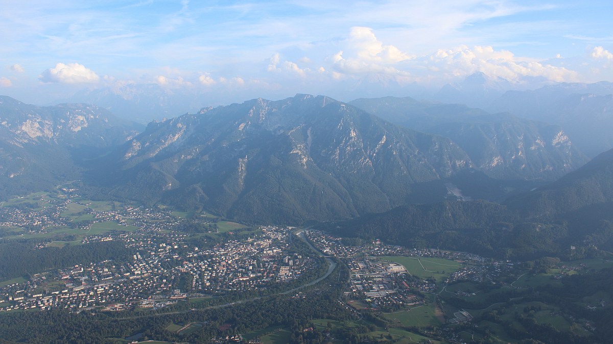 Reichenhaller Haus am Hochstaufen - Blick über Bad Reichenhall nach ...