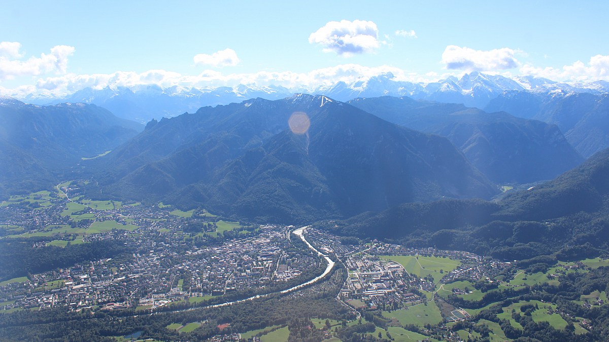 Reichenhaller Haus am Hochstaufen - Blick über Bad Reichenhall nach ...