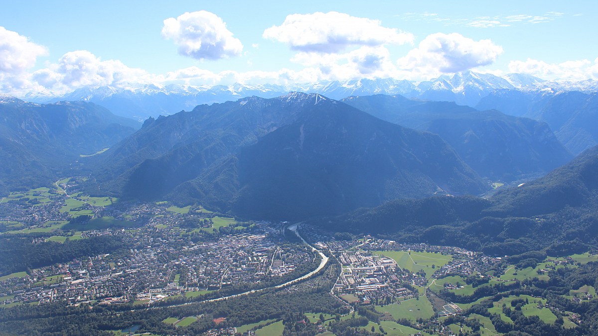 Reichenhaller Haus am Hochstaufen - Blick über Bad Reichenhall nach ...