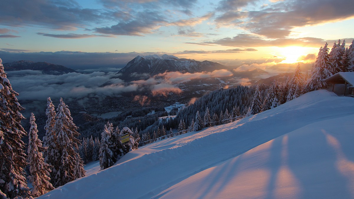 Kandahar-Express am Kreuzjoch - Garmisch-Classic - Blick nach Nordosten - Foto-Webcam.eu