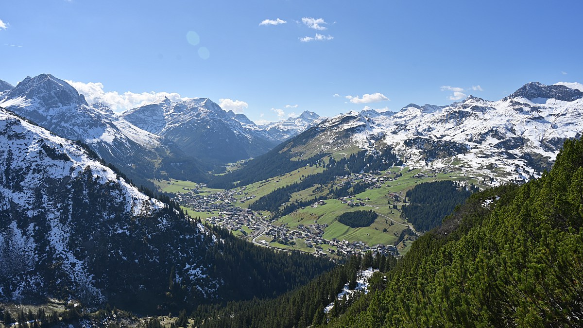 Lech am Arlberg - Blick nach Südwest ins Zugertal - Foto-Webcam.eu