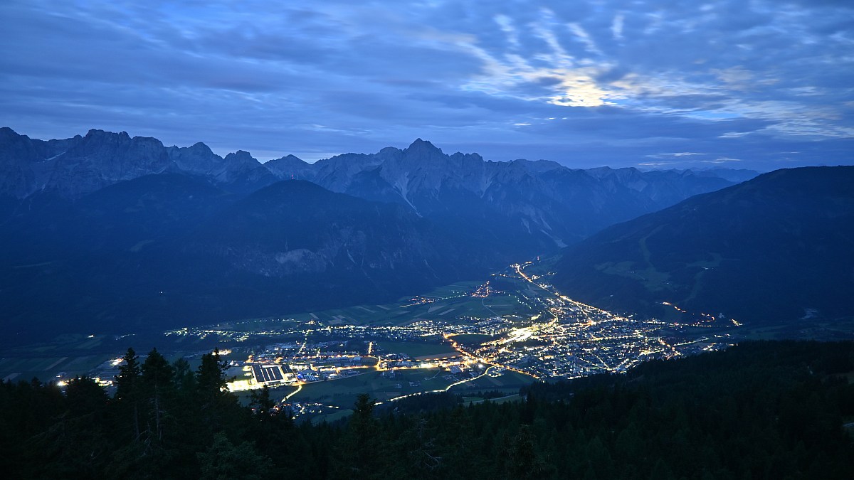 Lienz / Zettersfeld - Blick in die Lienzer Dolomiten - Foto-Webcam.eu