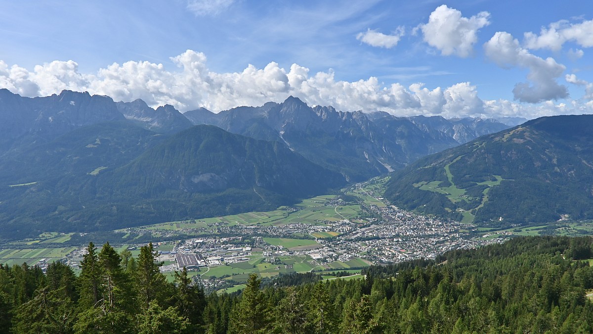 Lienz / Zettersfeld - Blick in die Lienzer Dolomiten - Foto-Webcam.eu