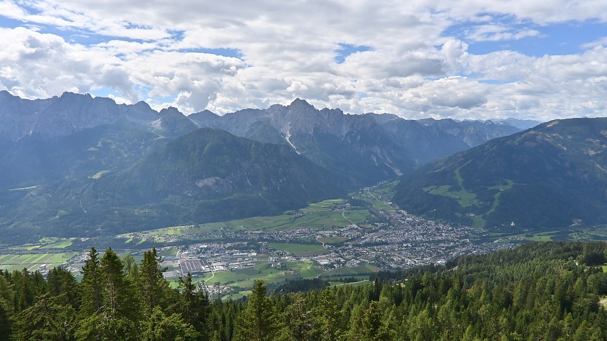 Lienz / Zettersfeld - Blick in die Lienzer Dolomiten - Foto-Webcam.eu