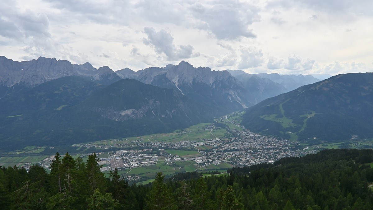Lienz / Zettersfeld - Blick in die Lienzer Dolomiten - Foto-Webcam.eu