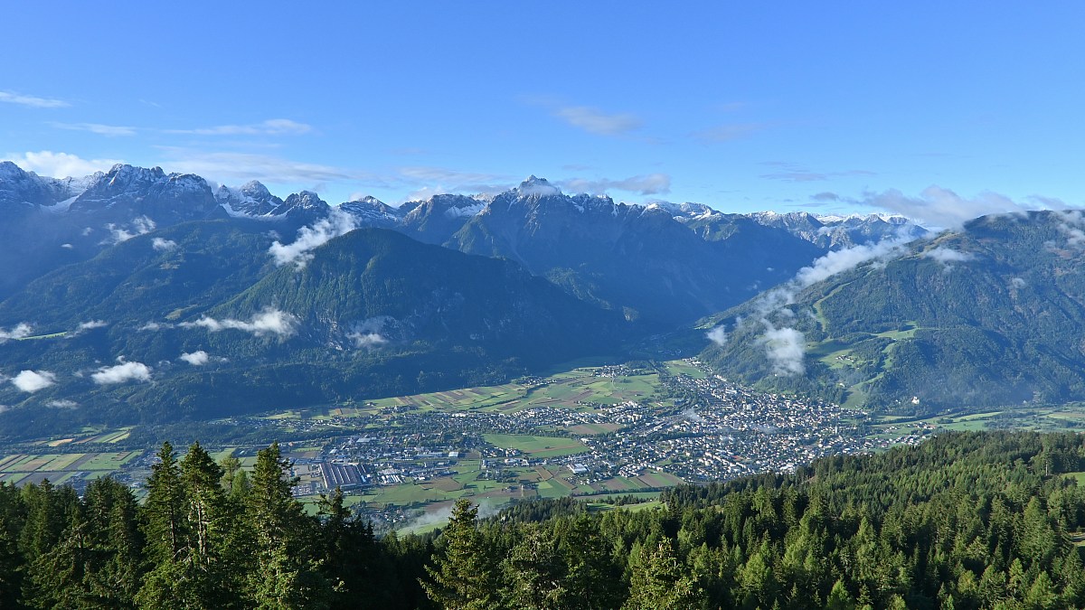 Lienz / Zettersfeld - Blick in die Lienzer Dolomiten - Foto-Webcam.eu