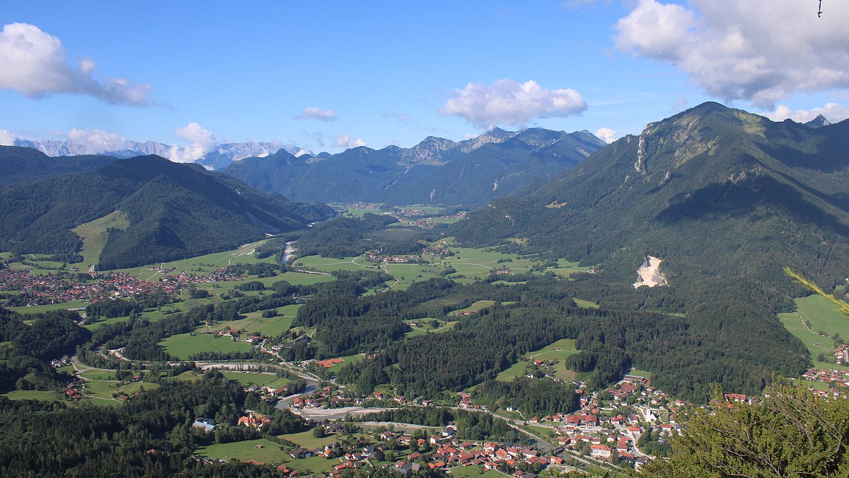 Marquartstein / Schnappenberg - Blick übers Achental nach Südwesten ...