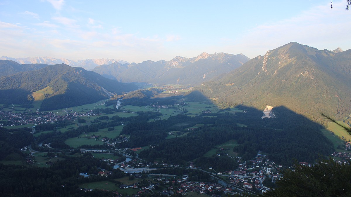 Marquartstein / Schnappenberg - Blick übers Achental nach Südwesten ...