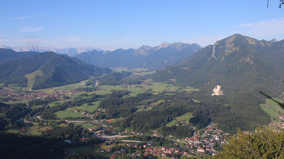 Marquartstein / Schnappenberg - Blick übers Achental nach Südwesten ...
