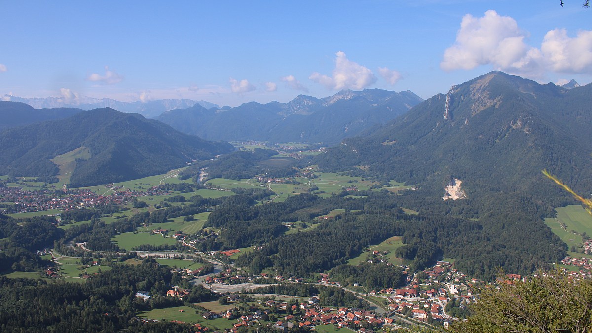 Marquartstein / Schnappenberg - Blick übers Achental nach Südwesten ...