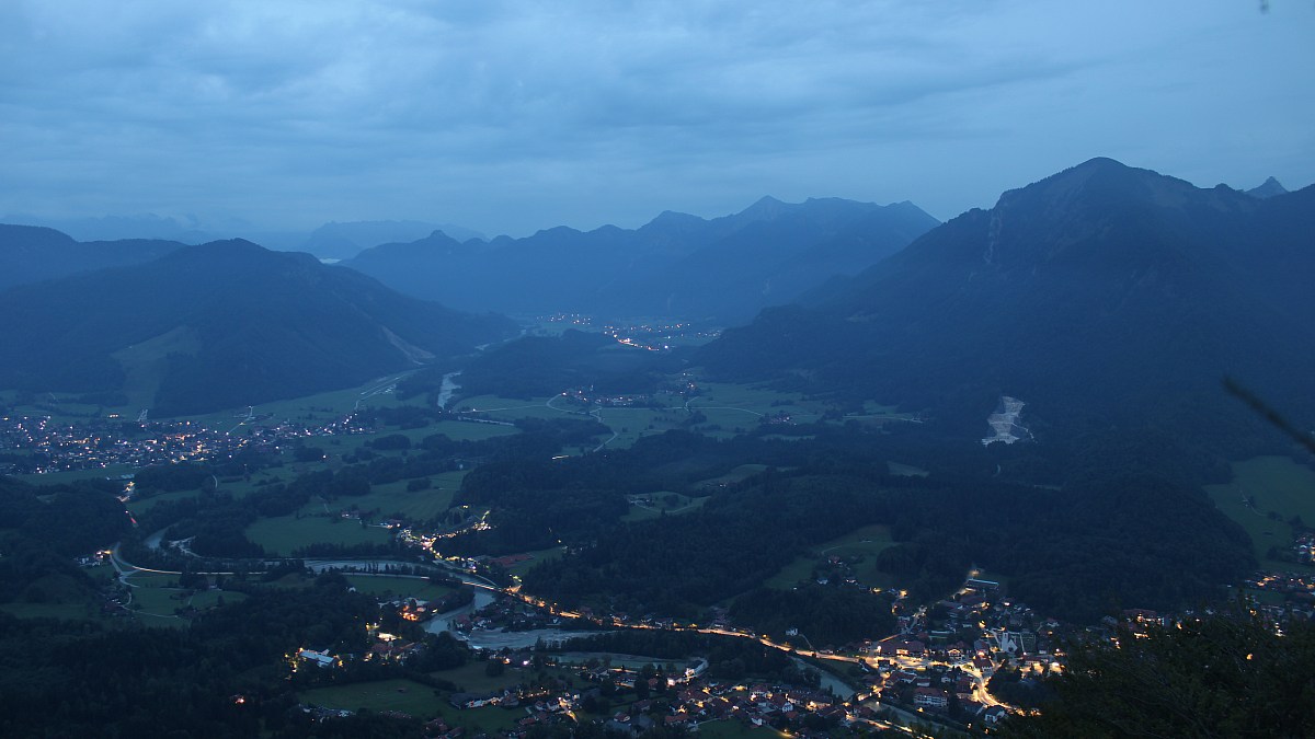 Marquartstein / Schnappenberg - Blick übers Achental nach Südwesten ...