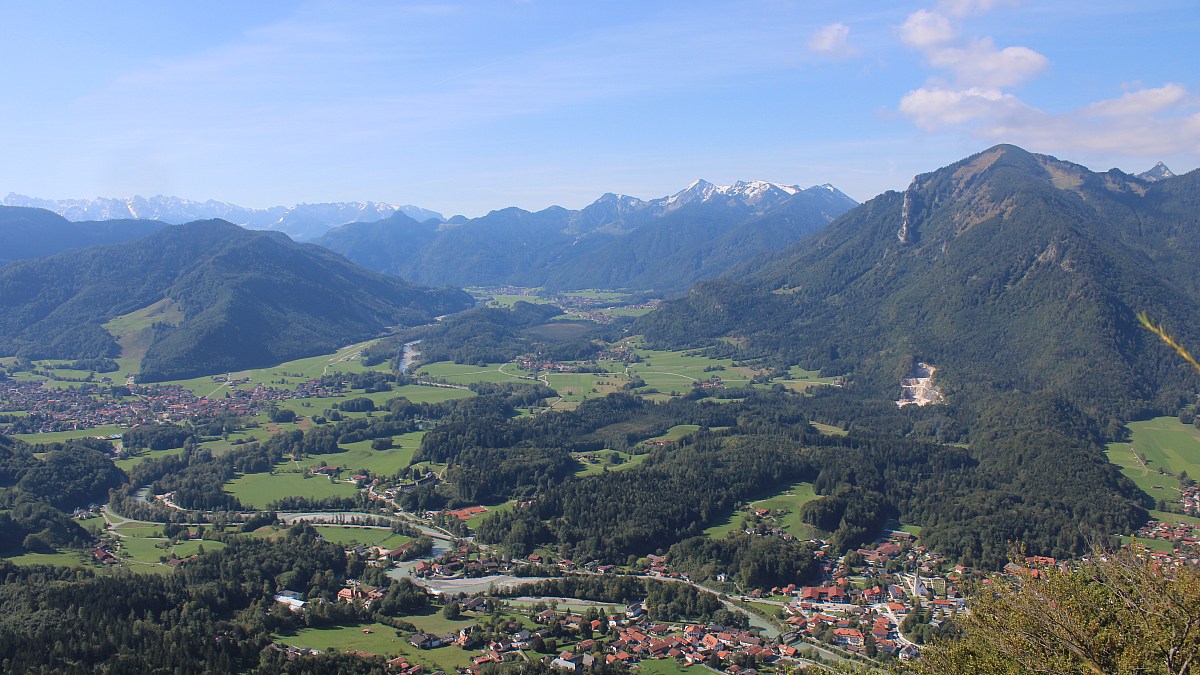 Marquartstein / Schnappenberg - Blick übers Achental nach Südwesten ...
