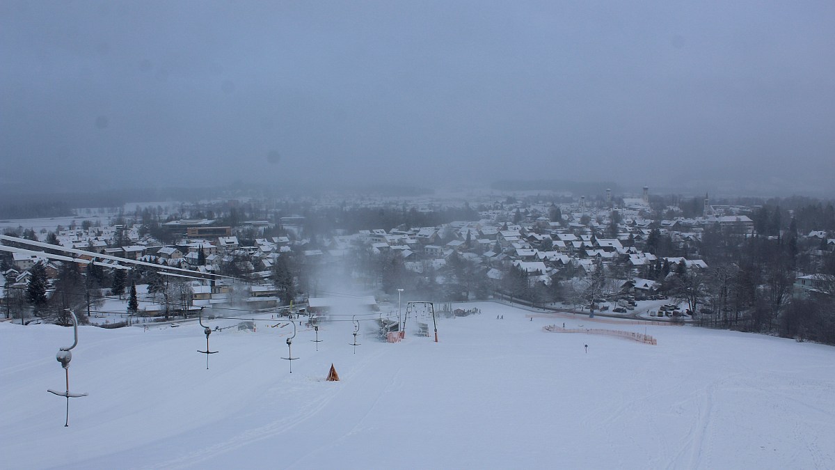 Max-Wild-Arena - Felderhalde / Isny im Allgäu - Blick nach Nordosten ...