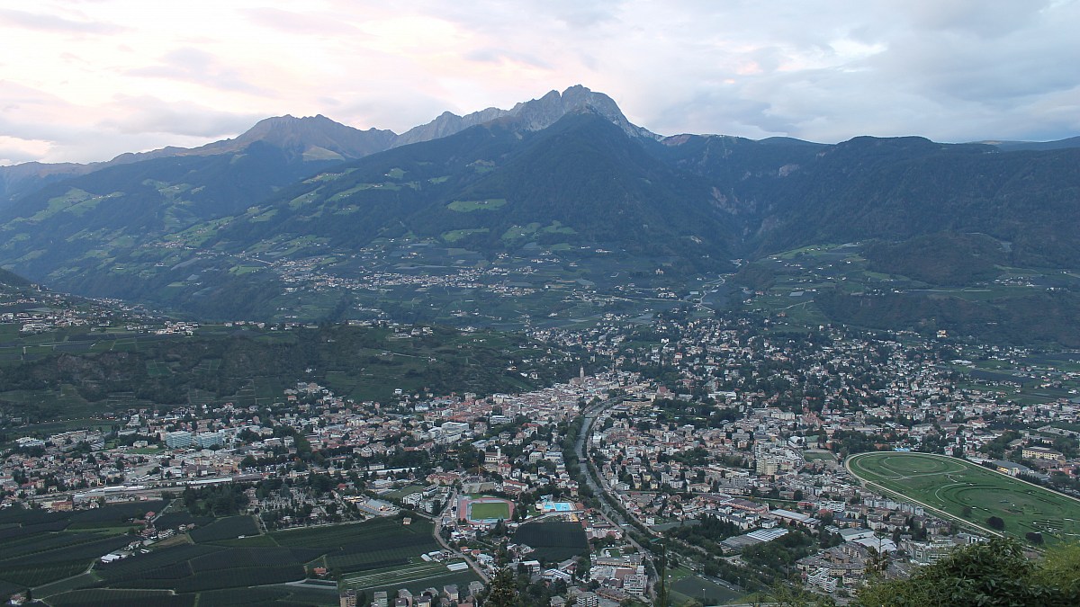 Marlinger Berg - Meran - Blick nach Nordosten - Foto-Webcam.eu