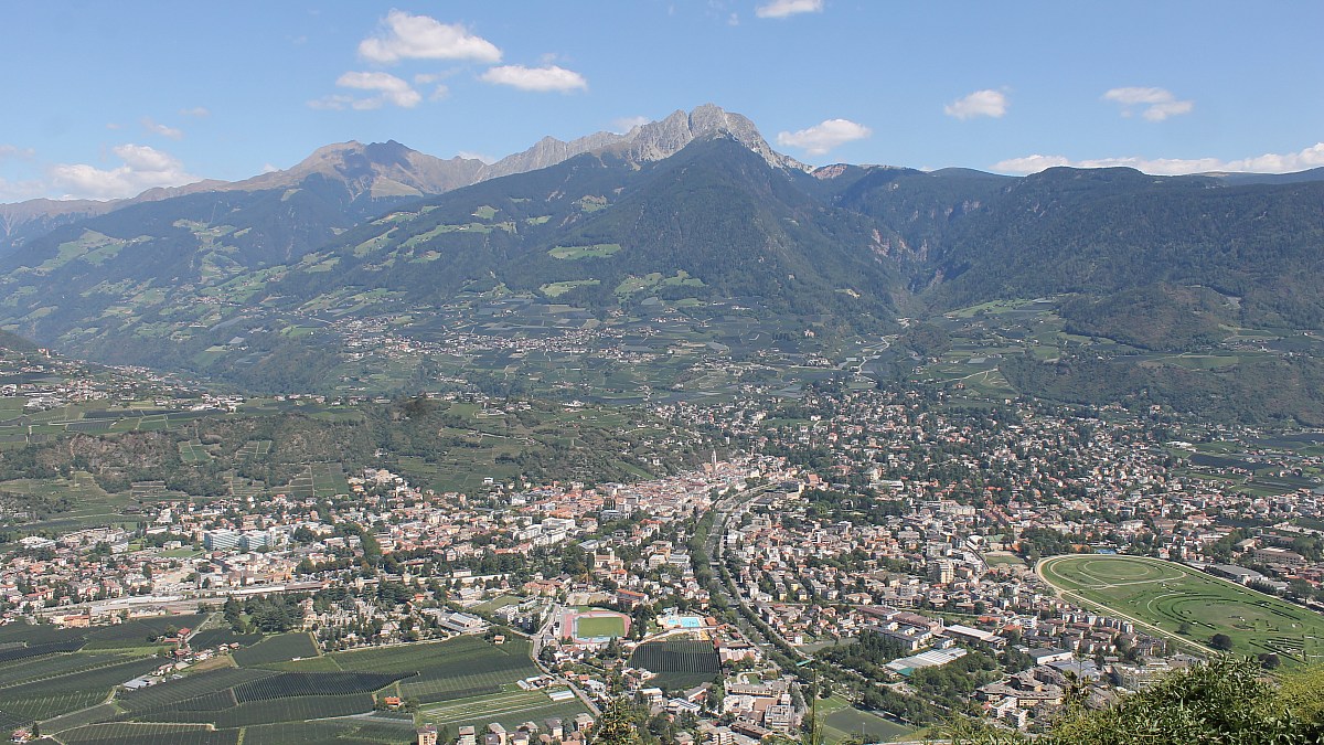 Marlinger Berg - Meran - Blick nach Nordosten - Foto-Webcam.eu Marlinger Berg - Meran - Blick nach Nordosten - Foto-Webcam.eu