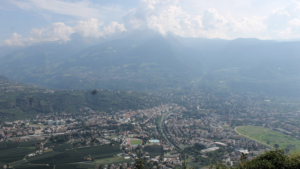 Marlinger Berg - Meran - Blick nach Nordosten - Foto-Webcam.eu Marlinger Berg - Meran - Blick nach Nordosten - Foto-Webcam.eu
