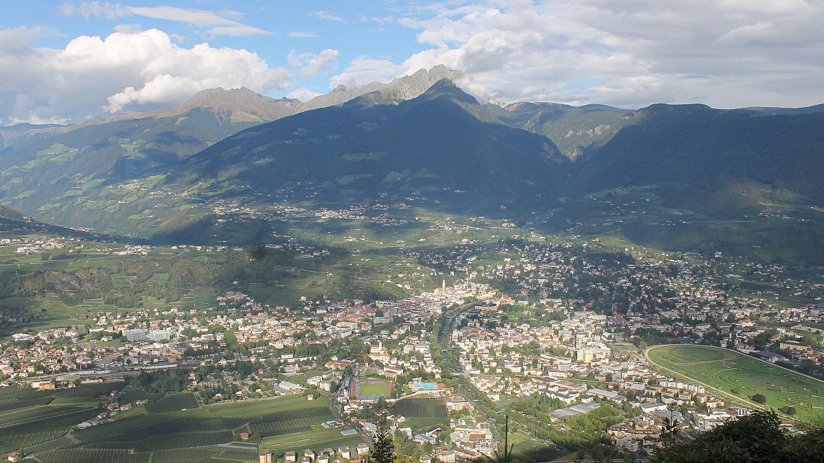 Marlinger Berg - Meran - Blick nach Nordosten - Foto-Webcam.eu