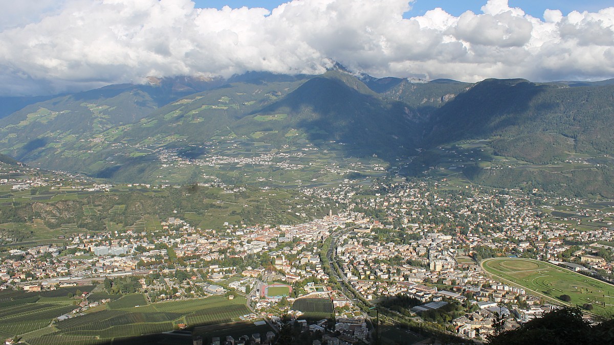 Marlinger Berg - Meran - Blick nach Nordosten - Foto-Webcam.eu Marlinger Berg - Meran - Blick nach Nordosten - Foto-Webcam.eu