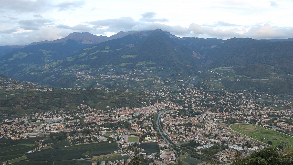 Marlinger Berg - Meran - Blick nach Nordosten - Foto-Webcam.eu Marlinger Berg - Meran - Blick nach Nordosten - Foto-Webcam.eu