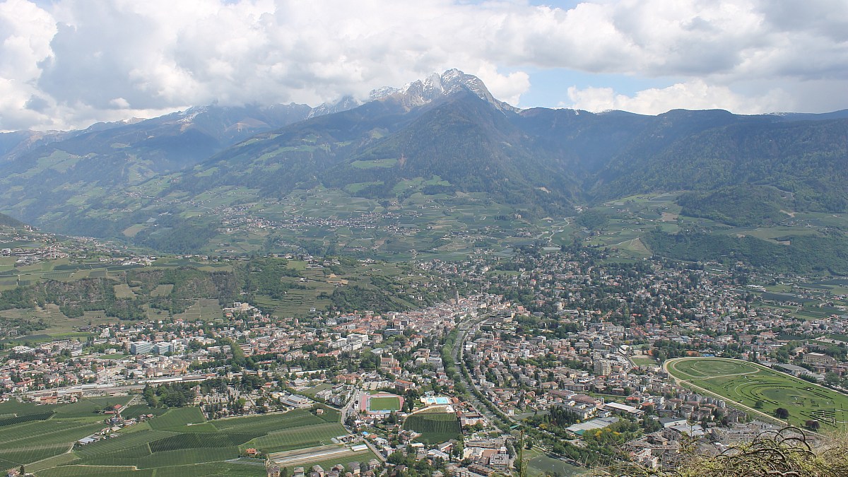 Marlinger Berg - Meran - Blick nach Nordosten - Foto-Webcam.eu
