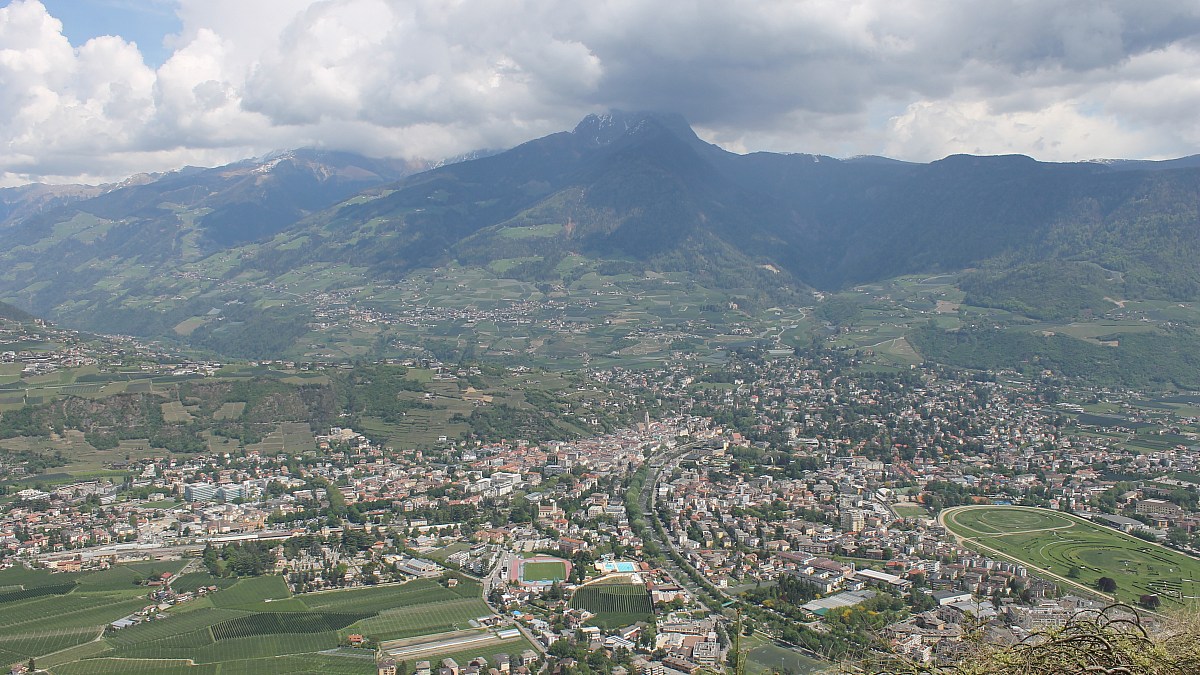 Marlinger Berg - Meran - Blick nach Nordosten - Foto-Webcam.eu