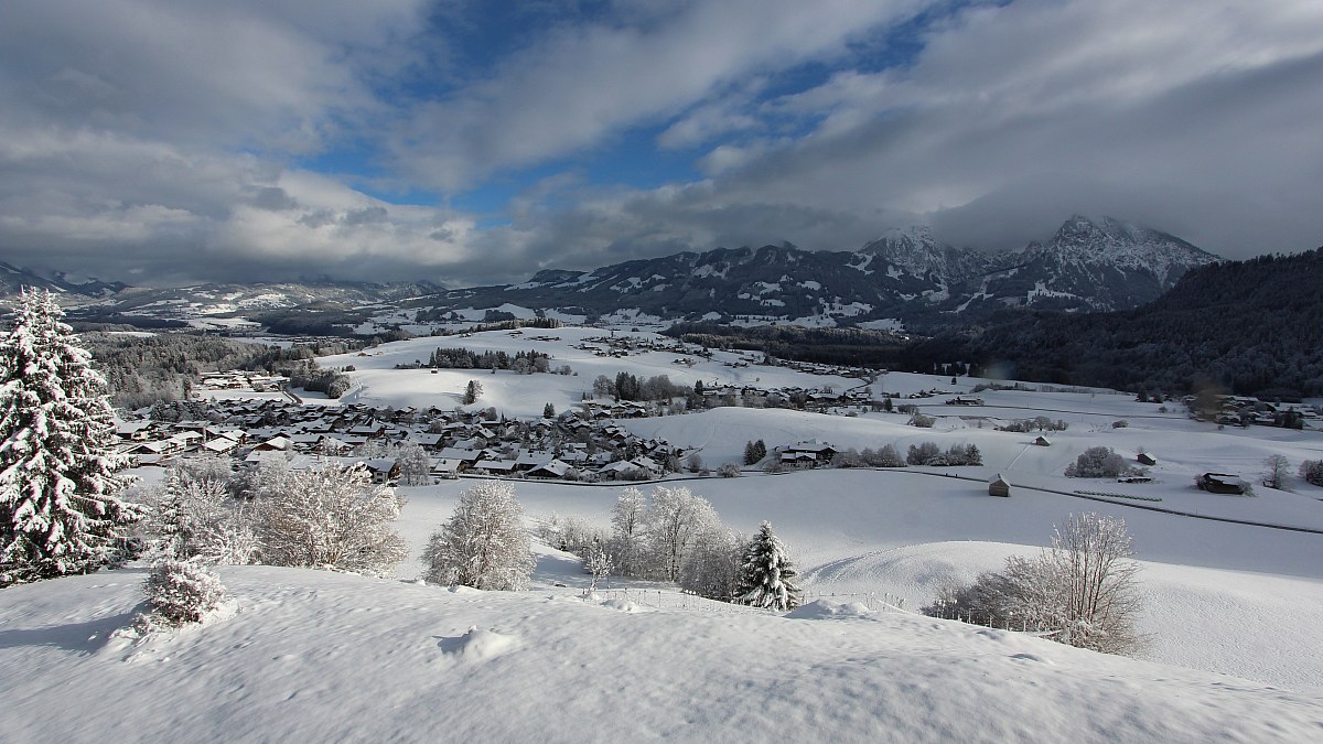 Obermaiselstein / Großer Herrenberg - Blick nach Osten - Foto-Webcam.eu