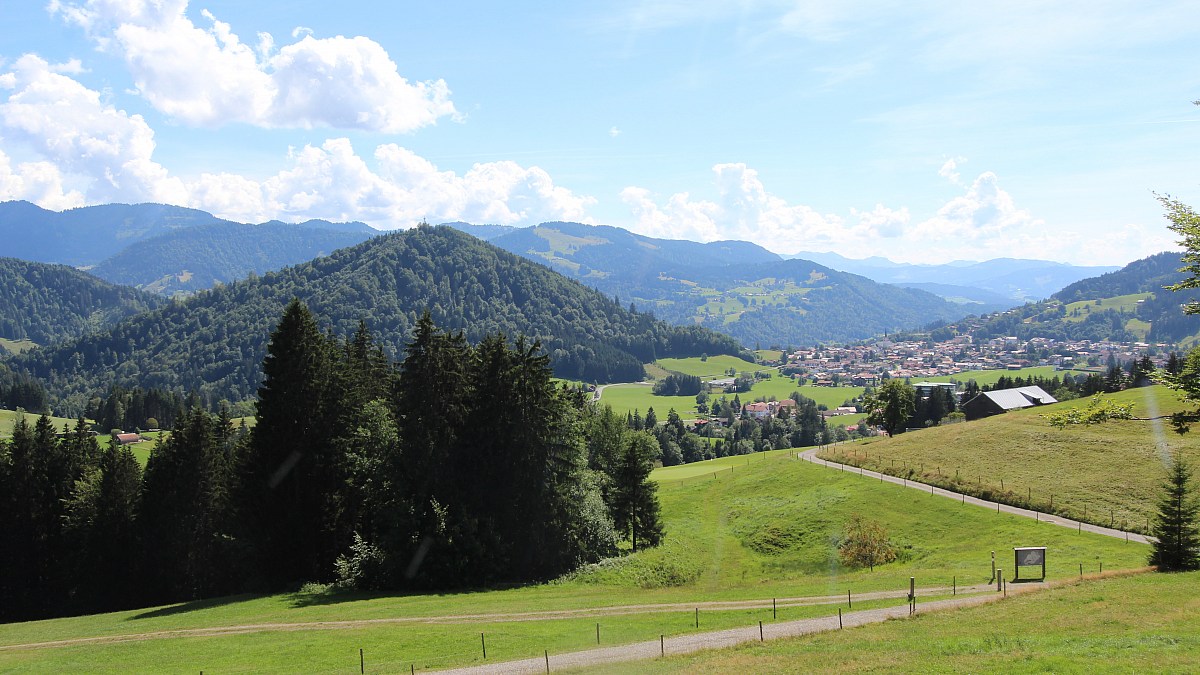 Oberstaufen / Haubers Naturresort - Blick nach Südwesten - Foto-Webcam.eu