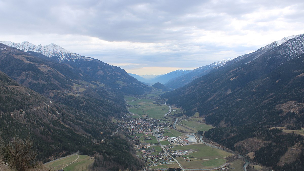 Obervellach / Almgasthof Himmelbauer - Blick nach Südosten - Foto-Webcam.eu