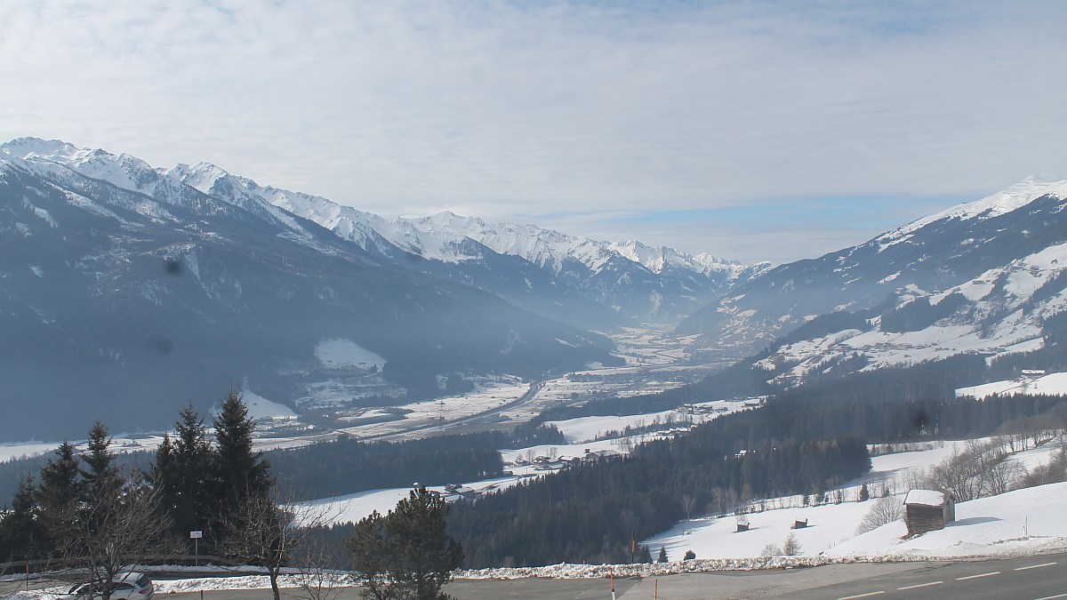 Gasthof Hohe Brücke - Pass Thurn - Blick in die Hohen Tauern ...