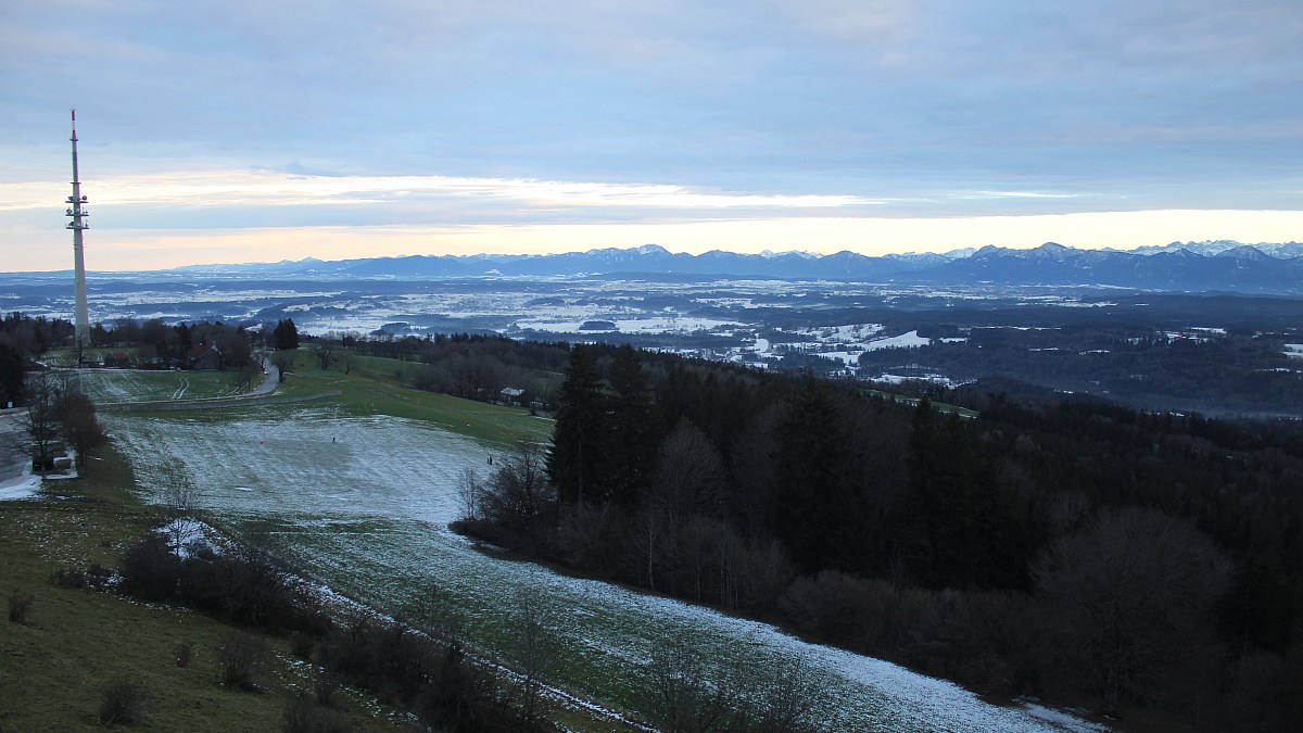 Hohenpeißenberg / Restaurant Bayerischer Rigi - Blick nach Osten - Foto ...