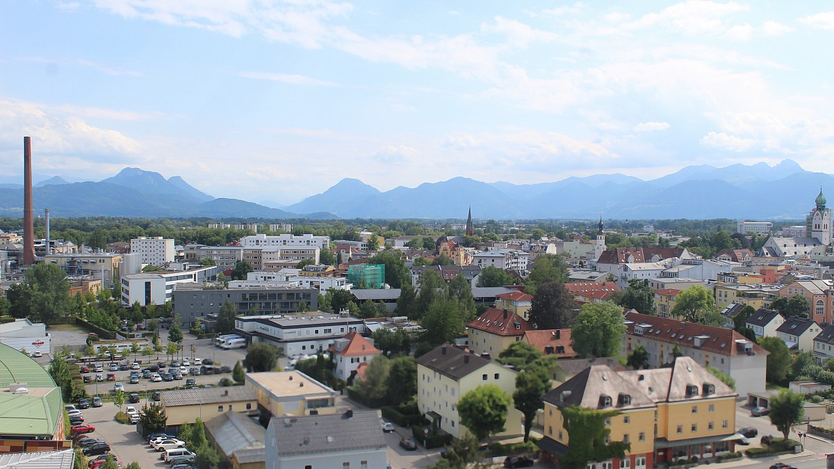 Rosenheim / RoMed Klinikum - Blick nach Süden - Foto-Webcam.eu