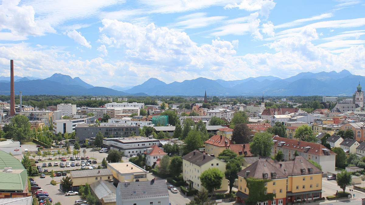 Rosenheim / RoMed Klinikum - Blick nach Süden - Foto-Webcam.eu