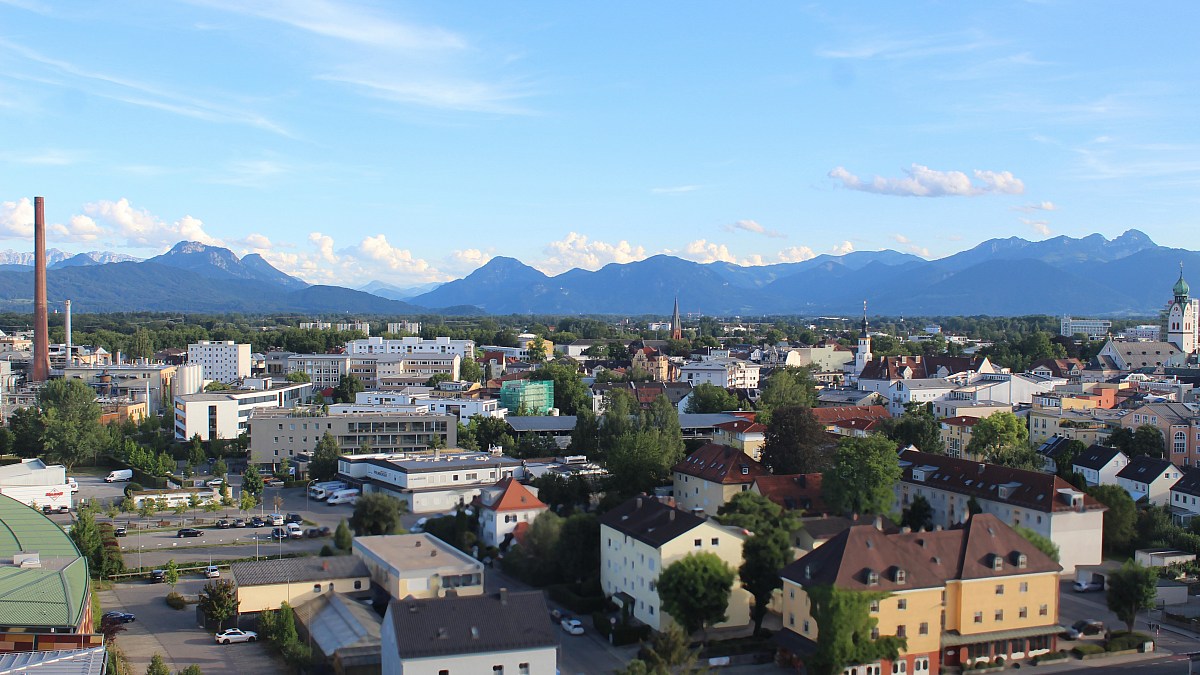 Rosenheim / RoMed Klinikum - Blick nach Süden - Foto-Webcam.eu