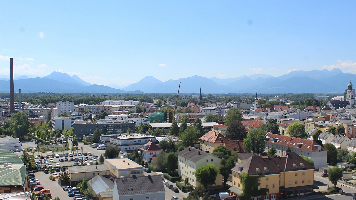 Rosenheim / RoMed Klinikum - Blick nach Süden - Foto-Webcam.eu