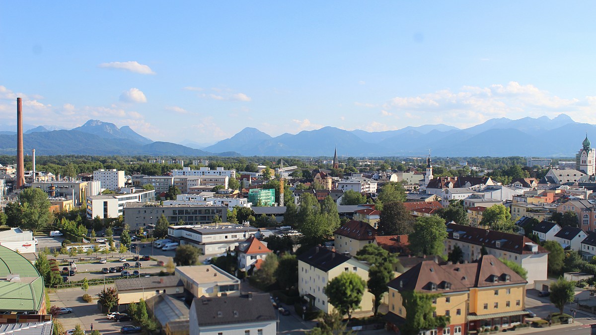 Rosenheim / RoMed Klinikum - Blick nach Süden - Foto-Webcam.eu