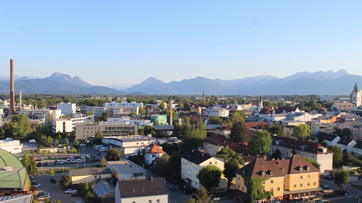 Rosenheim / RoMed Klinikum - Blick nach Süden - Foto-Webcam.eu
