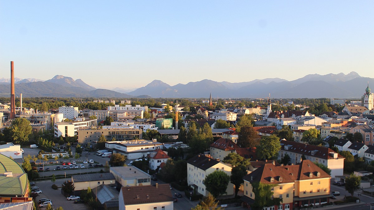 Rosenheim / RoMed Klinikum - Blick nach Süden - Foto-Webcam.eu
