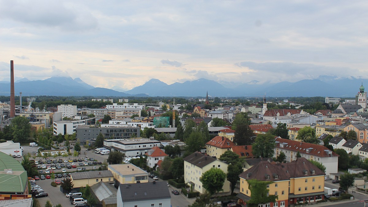 Rosenheim / RoMed Klinikum - Blick nach Süden - Foto-Webcam.eu