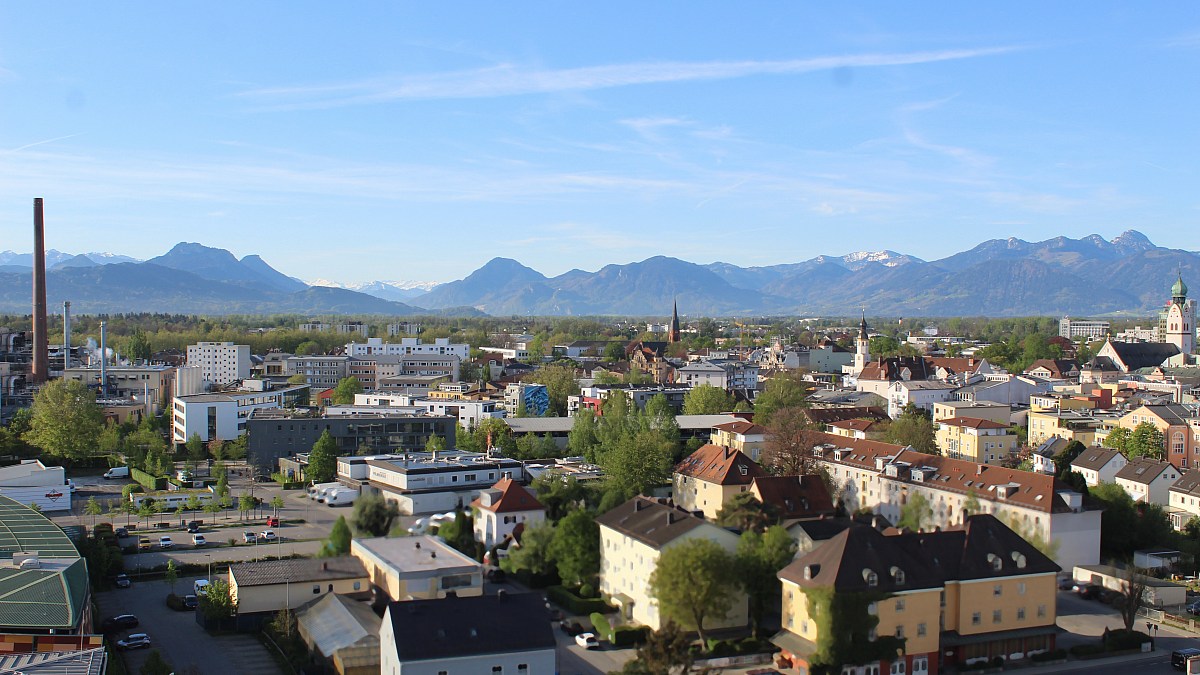 Rosenheim / RoMed Klinikum - Blick nach Süden - Foto-Webcam.eu