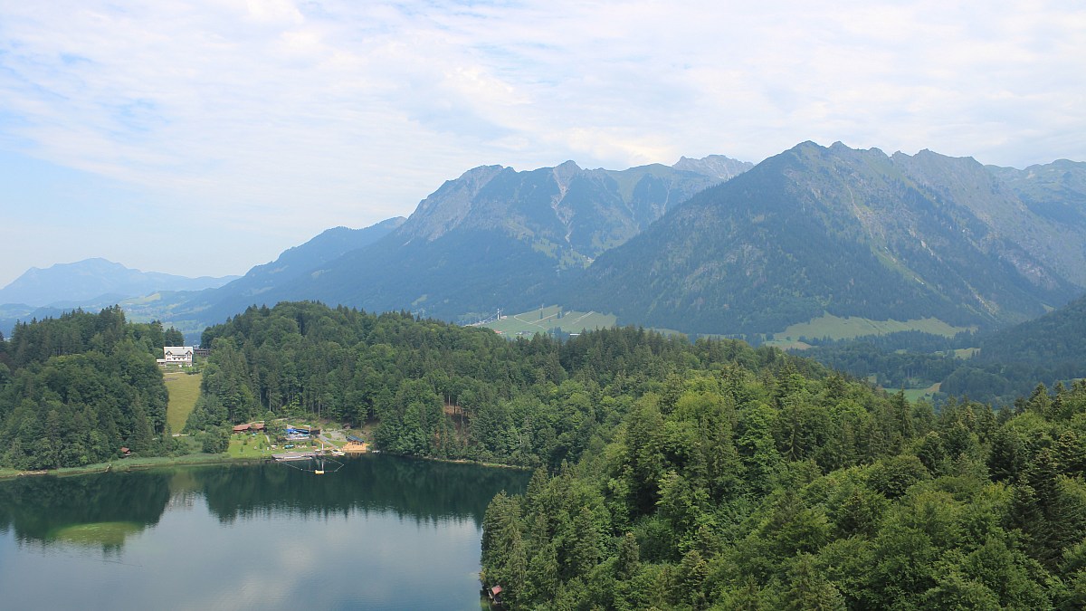 Heini-Klopfer-Skiflugschanze - Oberstdorf - Blick nach Nordosten - Foto ...