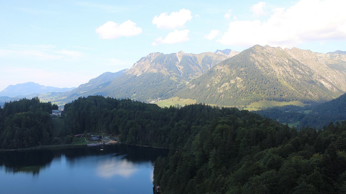 Heini-Klopfer-Skiflugschanze - Oberstdorf - Blick nach Nordosten - Foto ...