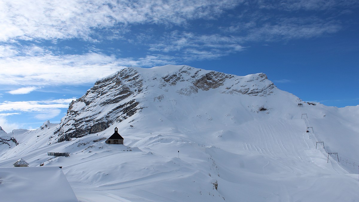 Sonnalpin - Gletscher-Skigebiet Zugspitze - Blick zum Schneefernerkopf ...