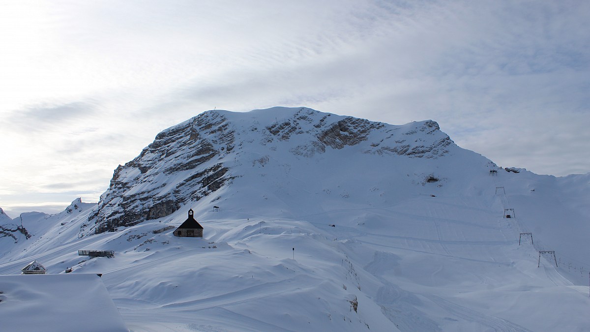 Sonnalpin - Gletscher-Skigebiet Zugspitze - Blick zum Schneefernerkopf ...