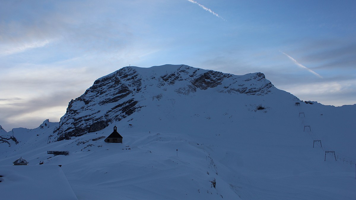 Sonnalpin - Gletscher-Skigebiet Zugspitze - Blick zum Schneefernerkopf ...