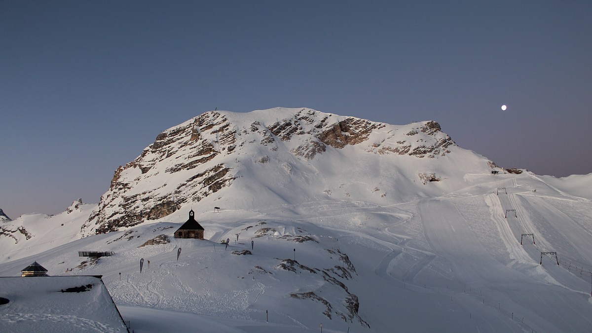 Sonnalpin - Gletscher-Skigebiet Zugspitze - Blick zum Schneefernerkopf ...
