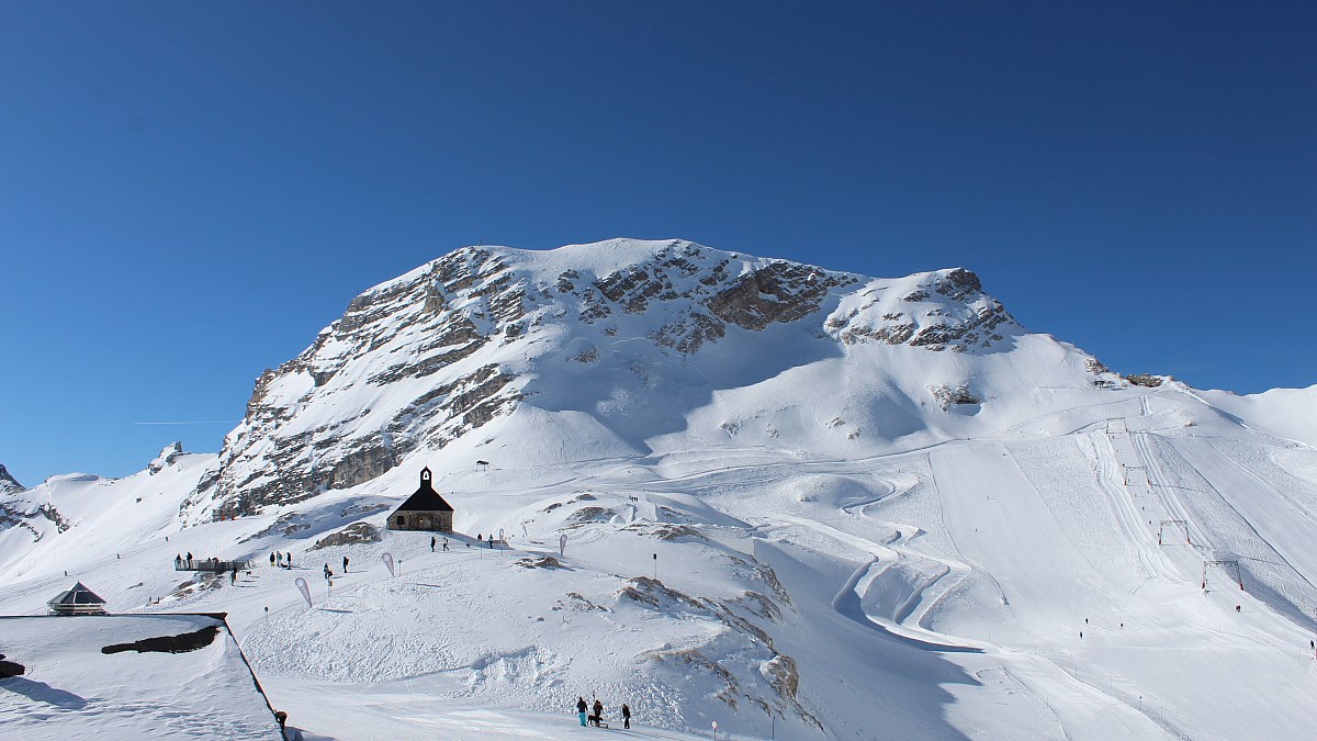 Sonnalpin - Gletscher-Skigebiet Zugspitze - Blick zum Schneefernerkopf ...